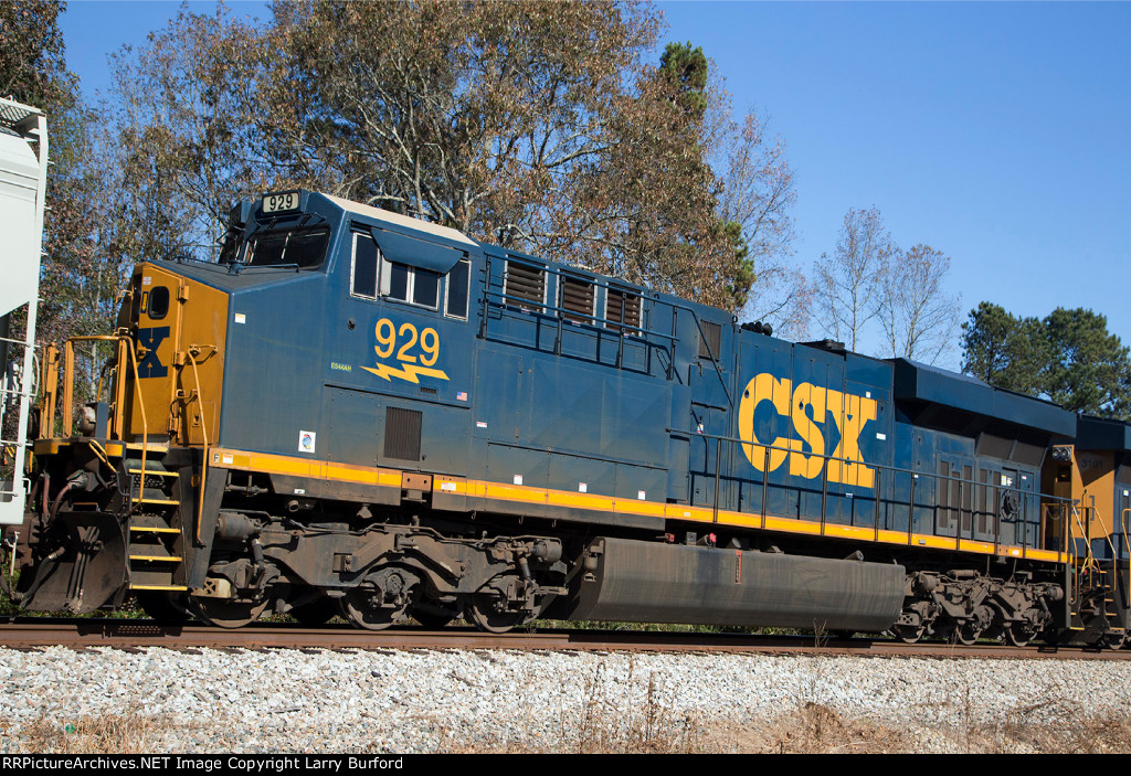 CSX 929